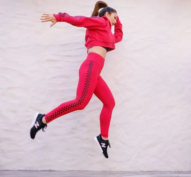 Best Tracksuits for Women as per your Choice - Hermagic