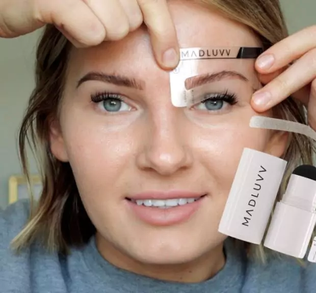 Get Perfect Brows with the Best Eyebrow Stamp Kit | Shop Now